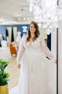 Plus Size Wedding Dresses: Curvy & Flattering | Amanda's Touch